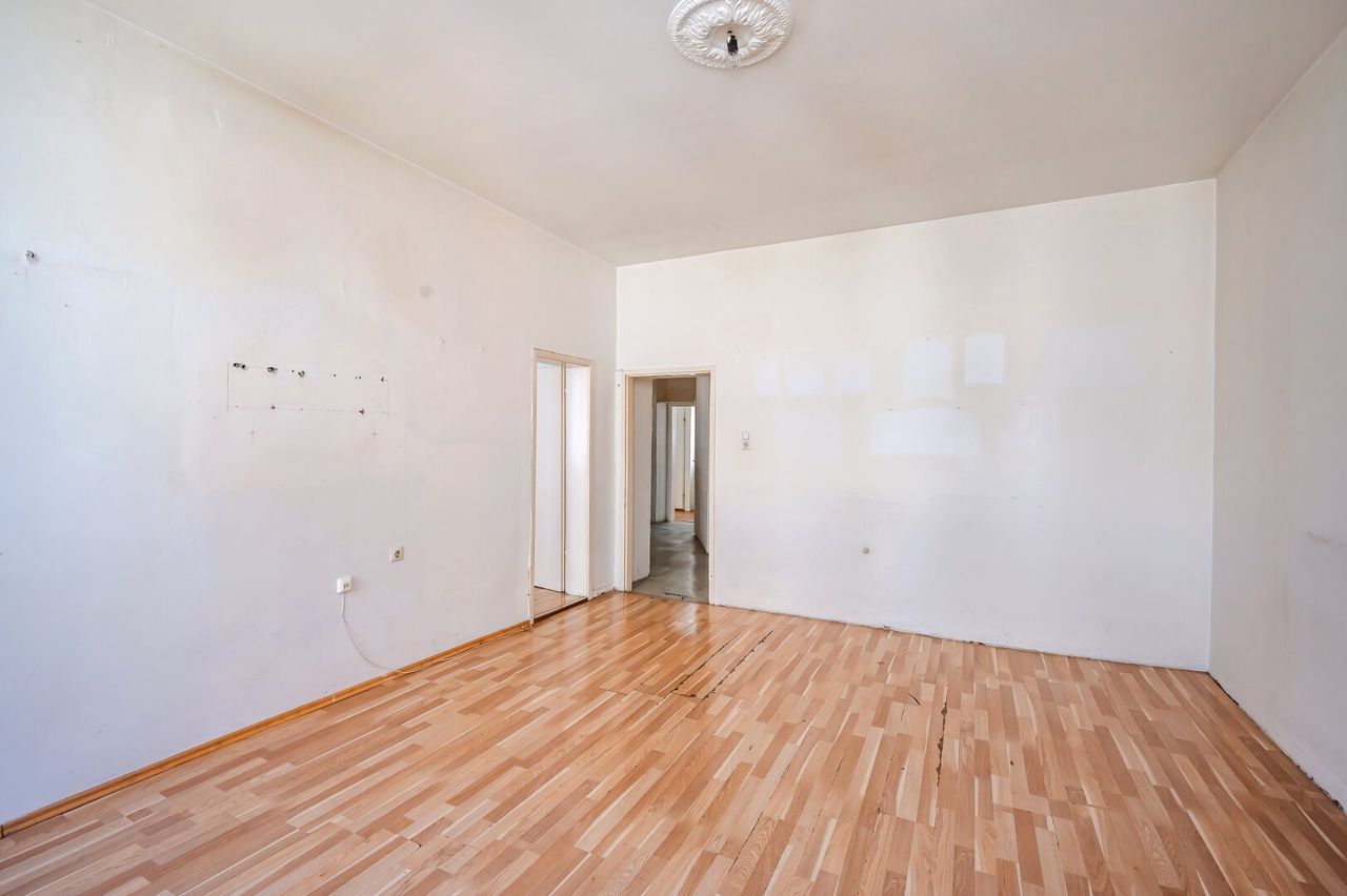 ++NEU++ 1-Zimmer Altbauwohnung, tolles Potenzial! - sanierungsbedürftig