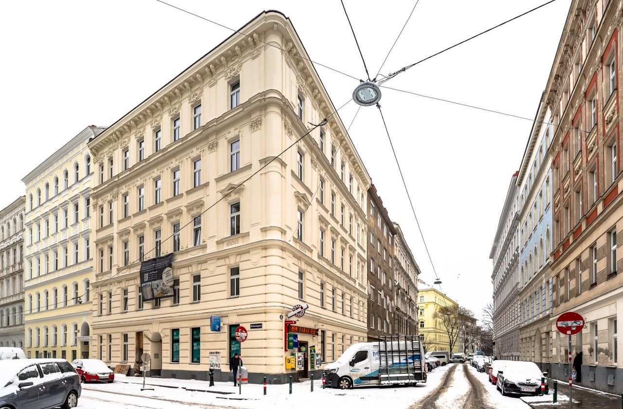 ++NEU++ 1-Zimmer Altbauwohnung, tolles Potenzial! - sanierungsbedürftig